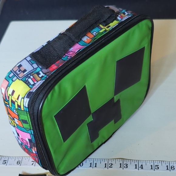 Minecraft | Other | Minecraft Green And Black Design Storage Lunch Case ...